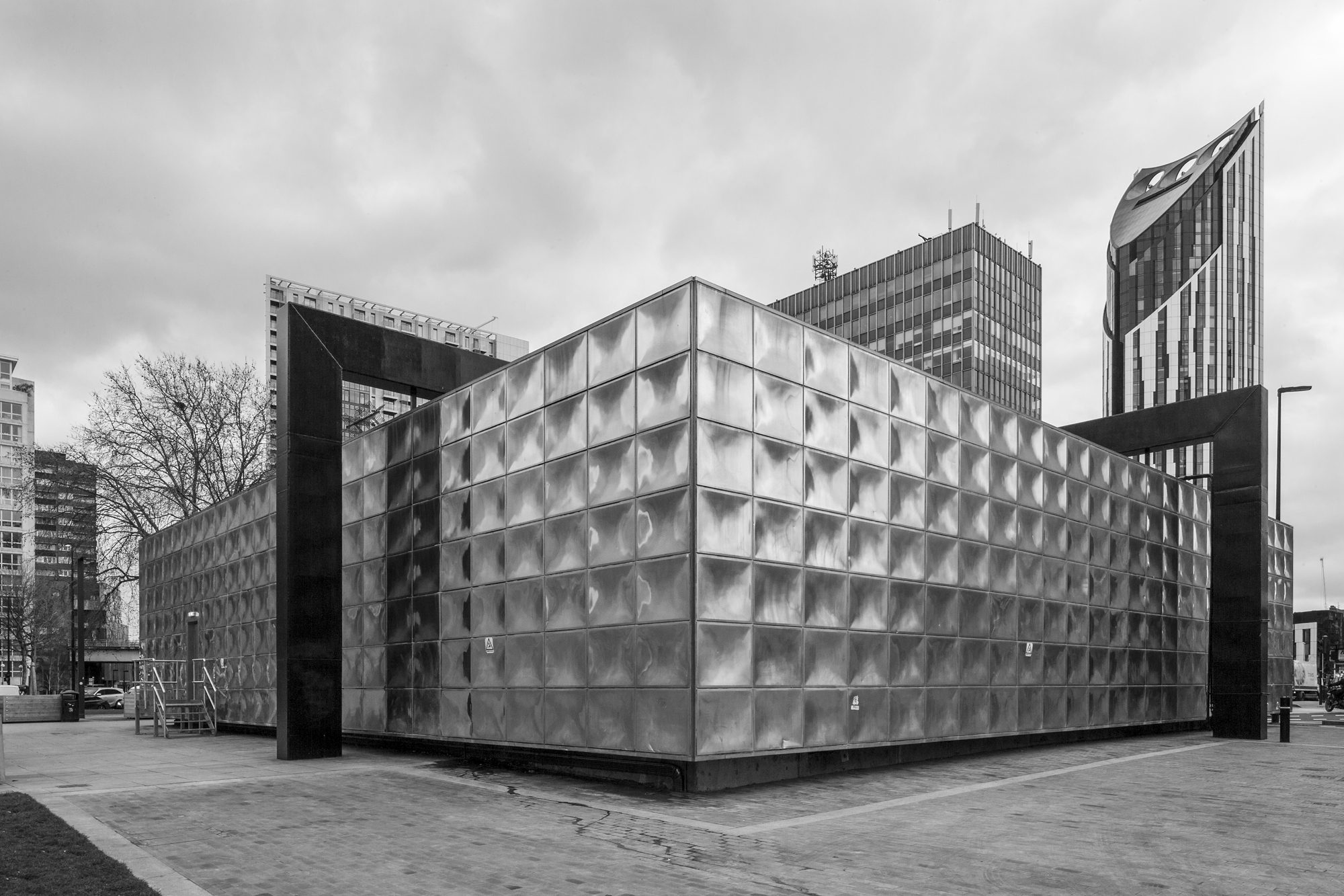Faraday Memorial - Simon Phipps