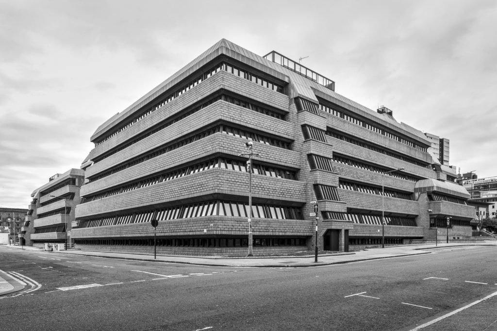 Raised Faculty Building - Simon Phipps